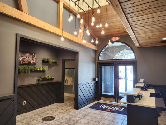 CHOPS GRILLE AND TAP HOUSE - Updated August 2024 - 26 Photos & 16 ...