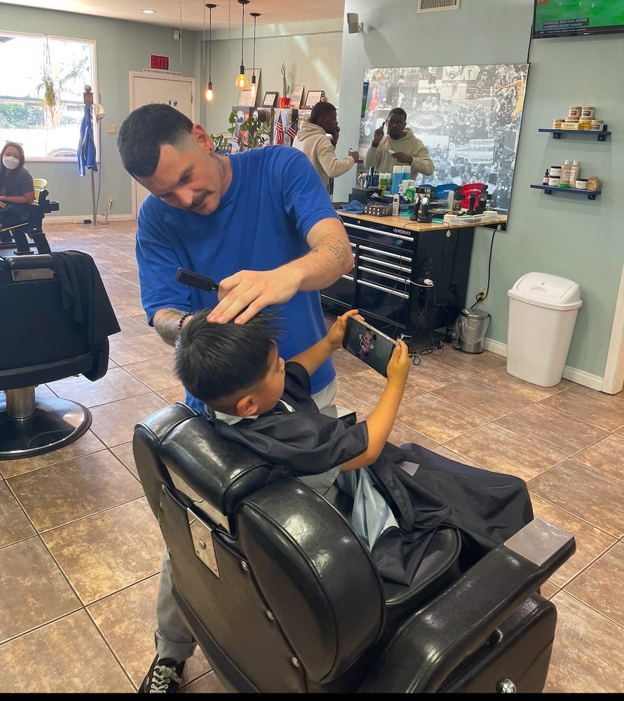 JOSH LEVY BARBER - Updated March 2025 - 18 Photos - 3205 E Foothill ...