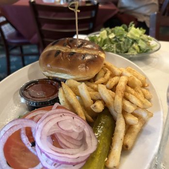 COOPERAGE INN - Updated March 2025 - 389 Photos & 392 Reviews - 2218 ...