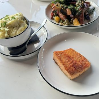 HAMILTON’S - Updated September 2025 - 151 Photos & 65 Reviews - 1401 ...