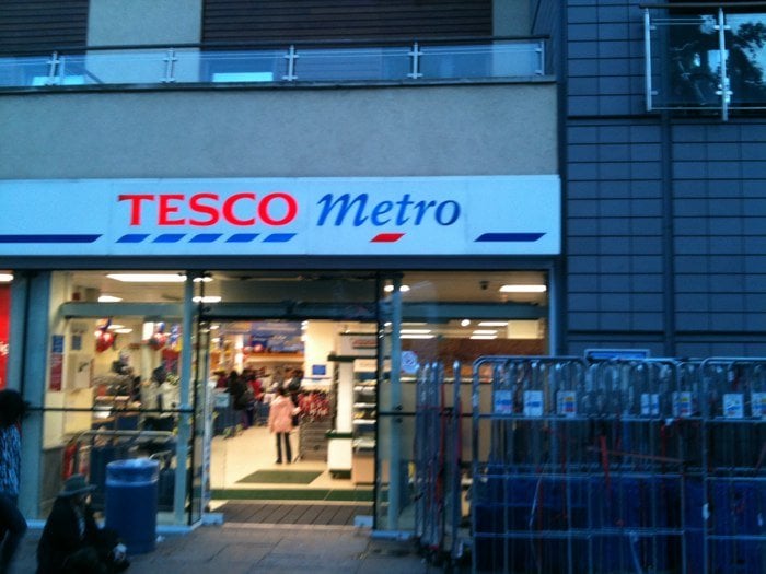 TESCO METRO - 25-29 Islington Green, London, United Kingdom - Grocery ...