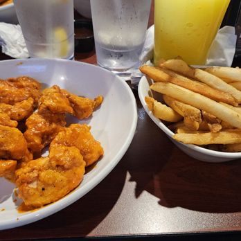 WINGS AND RINGS - Updated October 2025 - 252 Photos & 531 Reviews ...