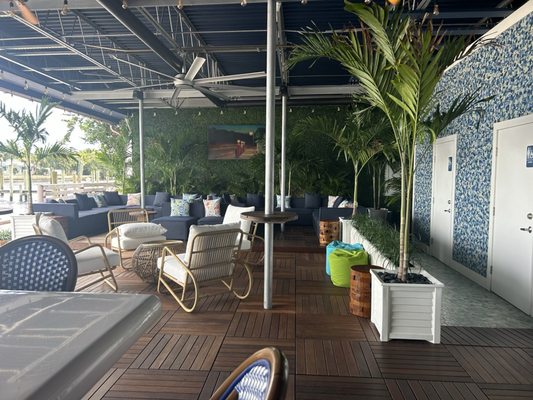 THE PEARL WATERFRONT BAR - Updated May 2025 - 19 Photos & 16 Reviews ...