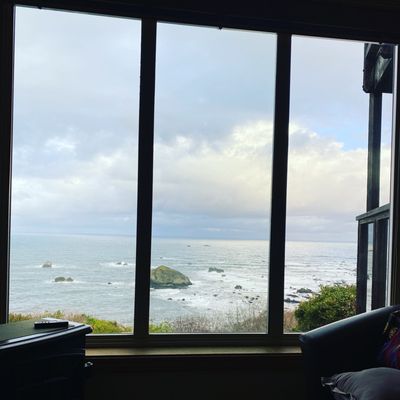 TURTLE ROCKS OCEANFRONT INN - 71 Photos & 61 Reviews - 3392 Patricks ...