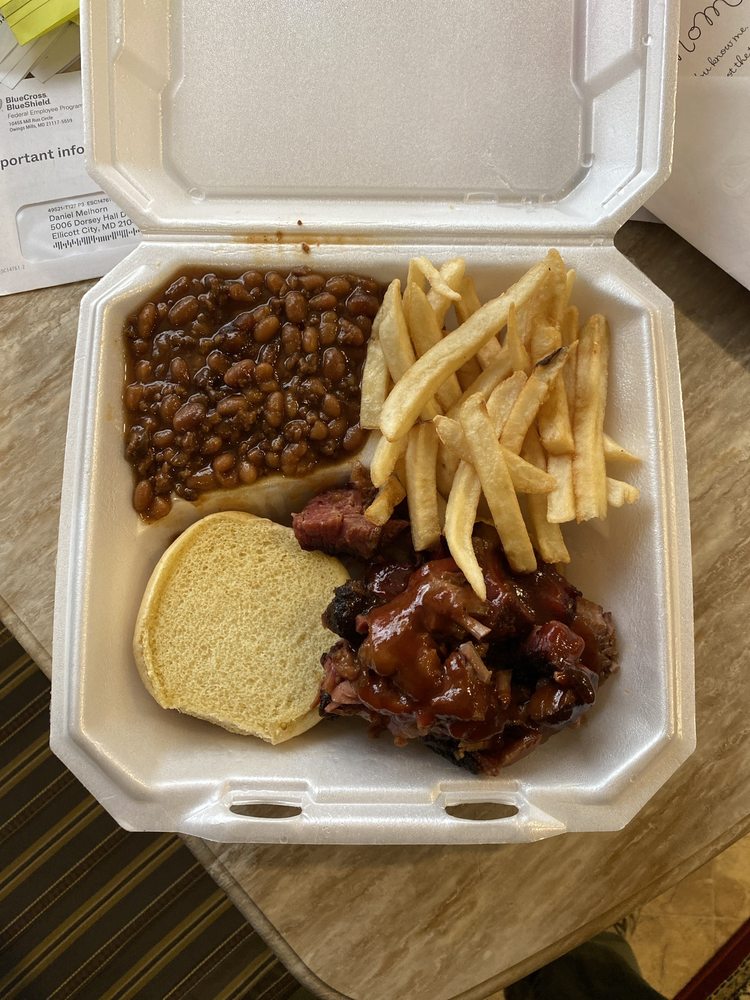 FALLEN OFF THE BONE BBQ & FISH FRY - Updated October 2025 - 1104 S ...