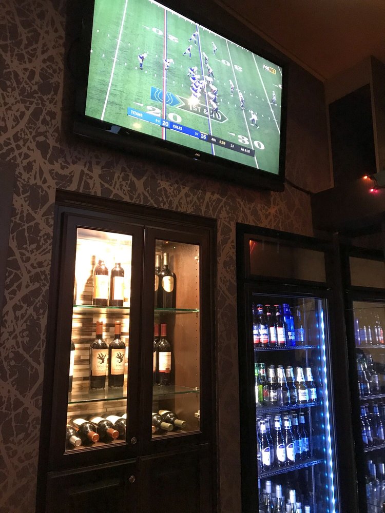 ZACK’S BAR - Updated December 2025 - 25 Photos & 18 Reviews - 411 Hotel ...