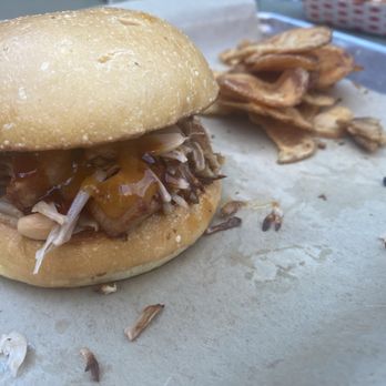 INTRINSIC SMOKEHOUSE & BREWERY - Updated June 2025 - 573 Photos & 660 ...