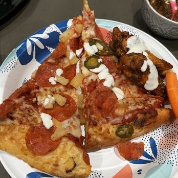 PEPZ PIZZA & EATERY - Updated December 2024 - 208 Photos & 369 Reviews ...