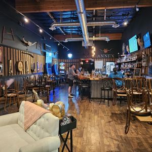 WAYFINDER BEER -THE HIGHLANDS - Updated January 2025 - 11 Photos - 153 ...