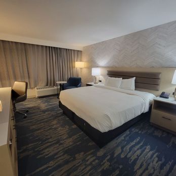 DOUBLETREE BY HILTON LAX - EL SEGUNDO - Updated December 2025 - 376 ...