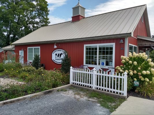 KLEIN FARMS DAIRY & CREAMERY - 118 Photos & 74 Reviews - 410 Klein Rd ...
