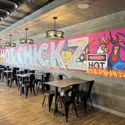 HOT CHICKZ - Updated July 2025 - 243 Photos & 161 Reviews - 4242 Camino ...