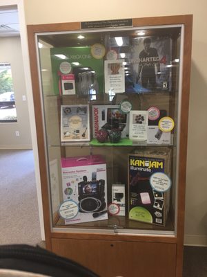 HAUPPAUGE PUBLIC LIBRARY - Updated October 2025 - 10 Photos & 16 ...