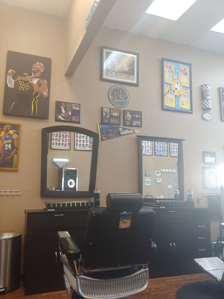 WRIGHT CUTS BARBER SHOP - Updated January 2025 - 110 E 3rd St ...