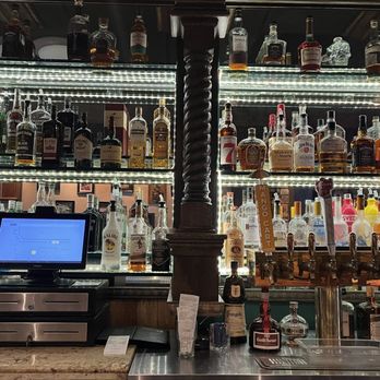 THE ORIGINAL PATSY’S IRISH PUB - Updated October 2025 - 330 Photos ...