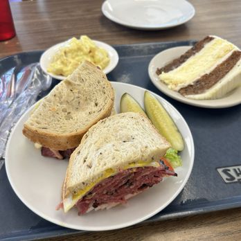 SHAPIRO’S DELICATESSEN - Updated July 2024 - 1250 Photos & 950 Reviews ...