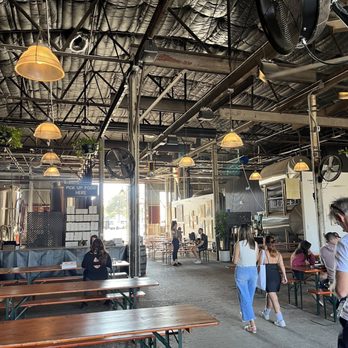 CENTRAL MACHINE WORKS BREWERY AND BEER HALL - Updated July 2025 - 475 ...
