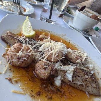 HALF SHELL OYSTER HOUSE - Updated January 2026 - 422 Photos & 344 ...