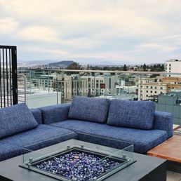 STUDY HALL ROOFTOP LOUNGE - Updated July 2025 - 413 Photos & 252 ...