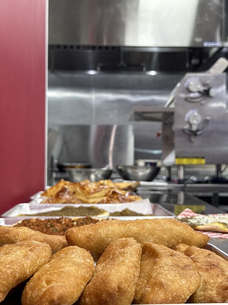 GRILL STOP - Updated December 2025 - 17 Photos - 6501 San Fernando Rd ...