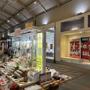 LIVERPOOL - Updated November 2025 - 39 Photos - Calzada López Mateos ...