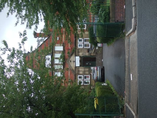 LISTER DRIVE FISHERIES & PET CENTRE - Updated September 2025 - 5 Lister ...