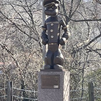 POPEYE STATUE - Updated December 2025 - 39 Photos & 11 Reviews - Segar ...