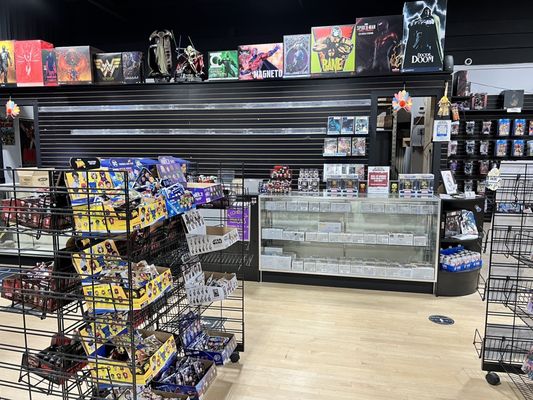 STATE OF COMICS - Updated December 2025 - 58 Photos & 19 Reviews - 575 ...