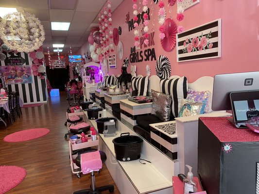 PAMPER ME PINK GIRLS SPA - 19 Photos & 10 Reviews - 11018 Old St ...
