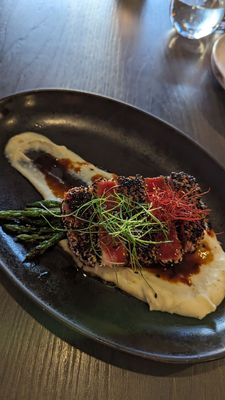 VISTA 18 - Updated January 2025 - 95 Photos & 108 Reviews - 740 Burdett ...