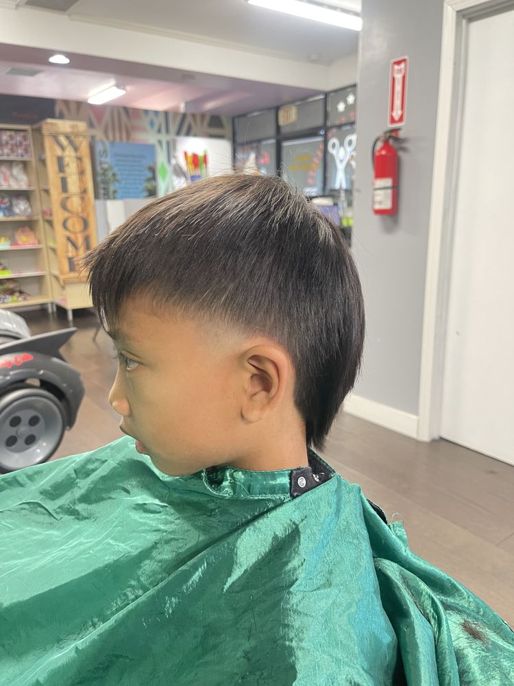 FAMILY CUTZ - Updated May 2024 - 365 Photos & 340 Reviews - 8807 ...