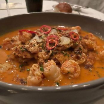 WOODSIDE - Updated January 2026 - 81 Photos & 28 Reviews - 24 Midway Sq ...