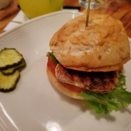 TRULAND BURGERS & GREENS - Updated July 2024 - 438 Photos & 550 Reviews ...