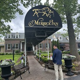 MERRICK INN - Updated January 2026 - 290 Photos & 280 Reviews - 1074 ...