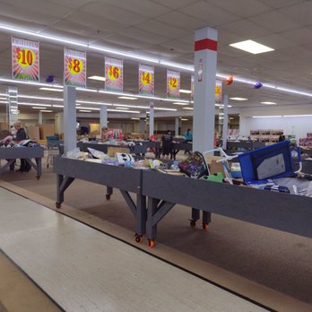 SUPER BINS MEDINA - Updated December 2025 - 40 Photos - 831 North Court ...