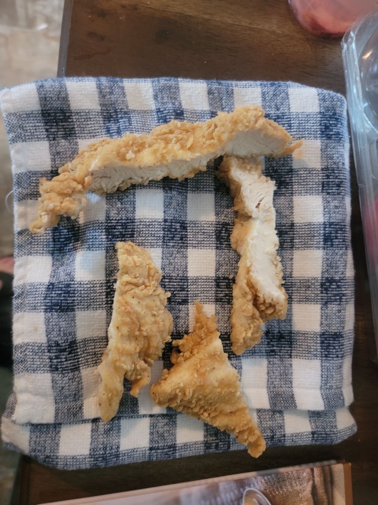 KFC - Updated July 2025 - 20 Reviews - 410 Valley Mall Pkwy, East ...