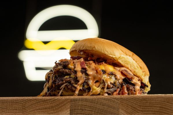 BUFFALO BROS BURGERS - Updated October 2025 - 90 Photos & 50 Reviews ...