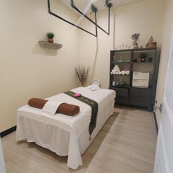 MANORAH THAI MASSAGE - 24 Photos & 139 Reviews - 7190 Day Creek Blvd ...