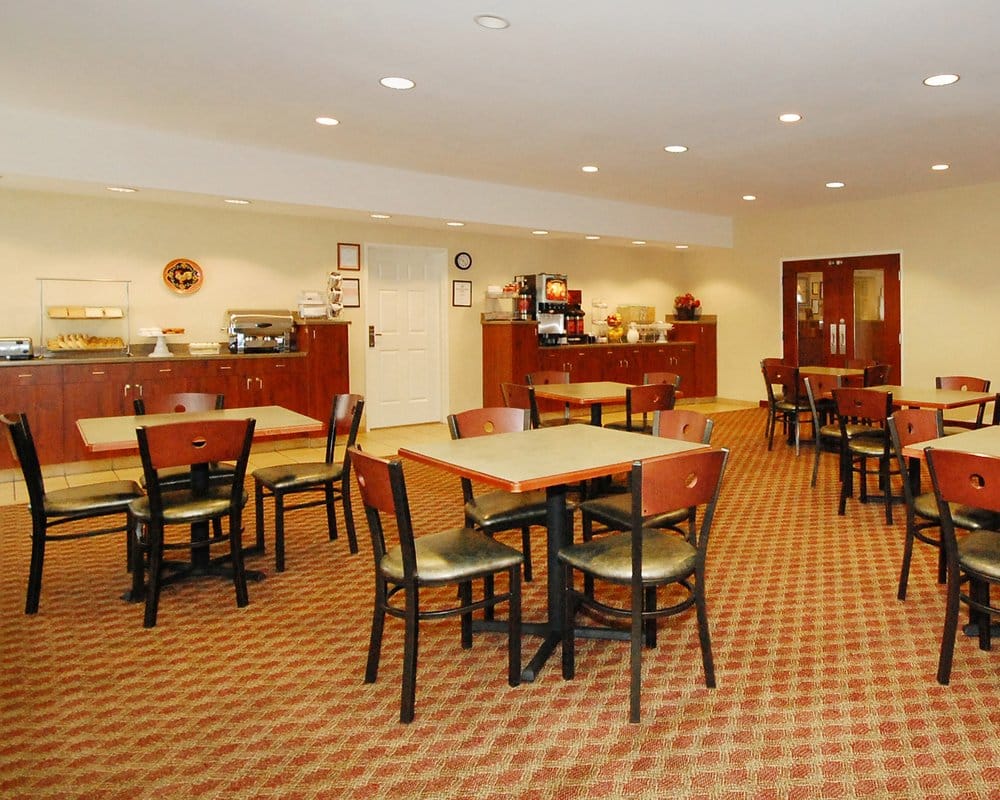 COMFORT SUITES INDEPENDENCE - KANSAS CITY - Updated October 2025 - 33 ...