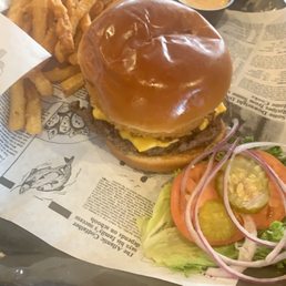 SHINDIGS BAR & GRILL - Updated December 2025 - 123 Photos & 171 Reviews ...