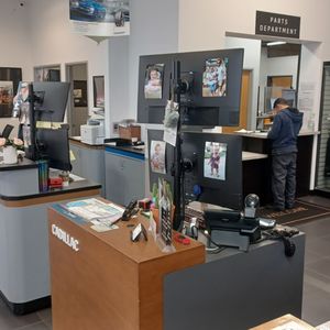 DESERT AUTO DEALER - Updated May 2025 - 35 Photos & 57 Reviews - 74850 ...