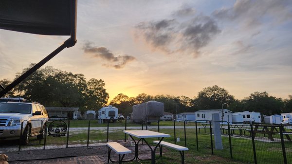 BREEZY OAKS RV PARK - Updated October 2025 - 9683 CR 671, Bushnell ...
