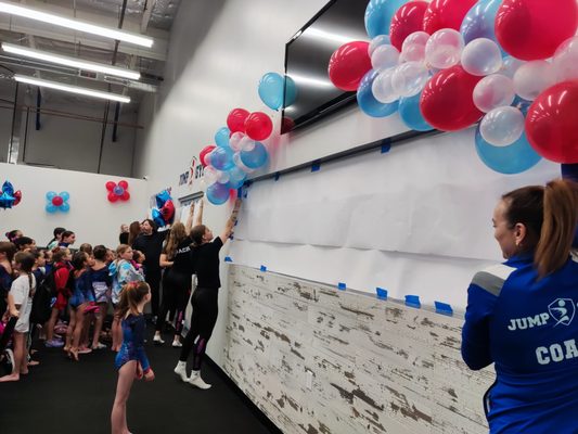 JUMP GYM - Updated December 2025 - 29 Photos & 35 Reviews - 632 Lindero ...