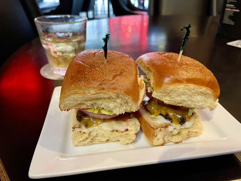 ROXY BURGER - Updated June 2025 - 62 Photos & 83 Reviews - 910 ...