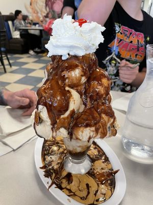 LEATHERBY’S FAMILY CREAMERY - Updated December 2025 - 357 Photos & 272 ...