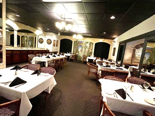 LUNA’S RESTAURANT - Updated April 2025 - 83 Photos & 148 Reviews - 200 ...