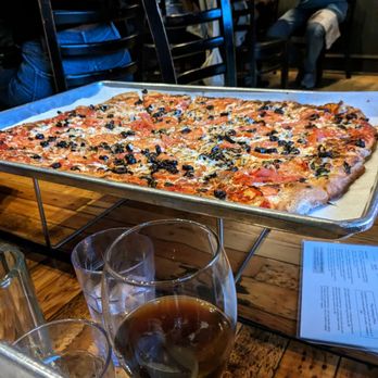PIECE BREWERY AND PIZZERIA - Updated October 2025 - 1550 Photos & 3918 ...