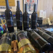 MIDDLE RIDGE WINERY - 170 Photos & 96 Reviews - 54301 N Circle Dr ...