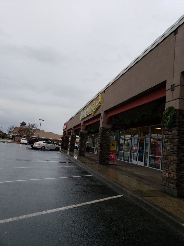 SEASIDE FACTORY OUTLET CENTER - Updated December 2025 - 27 Reviews ...