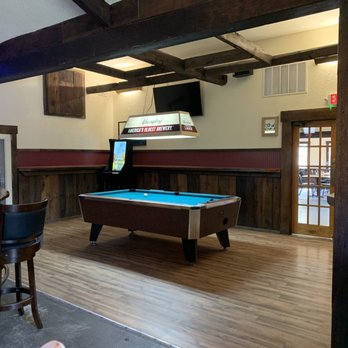 BRACKNEY INN - Updated December 2025 - 19 Reviews - 769 Brackney Hill ...